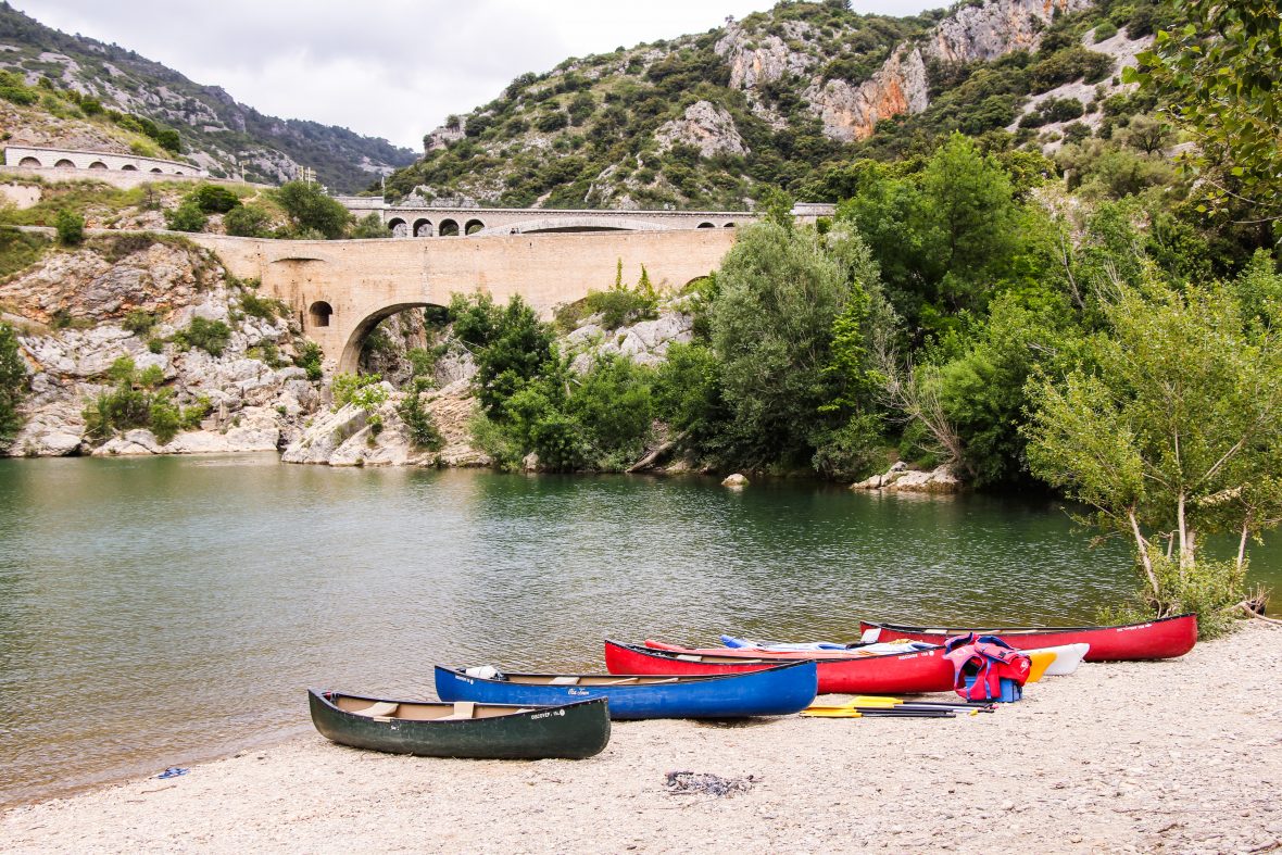 Kayaking jaunt in France turns into a race against the clock ...