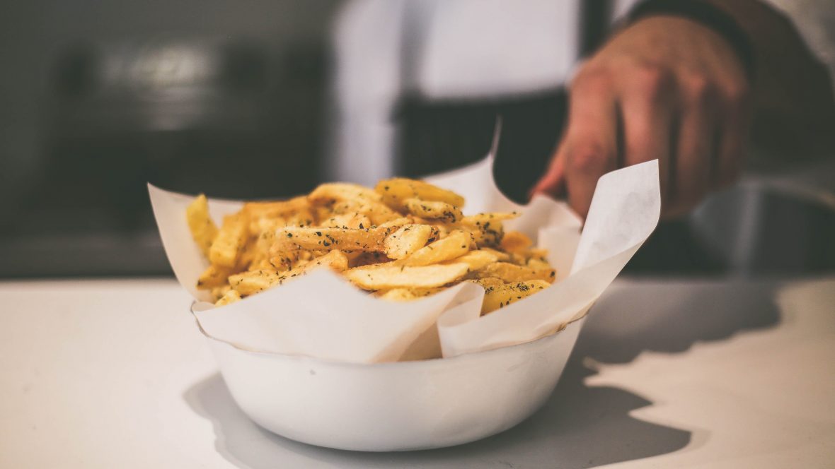 How Zisis' 'fish in a cone' is taking Athens' food scene by storm ...