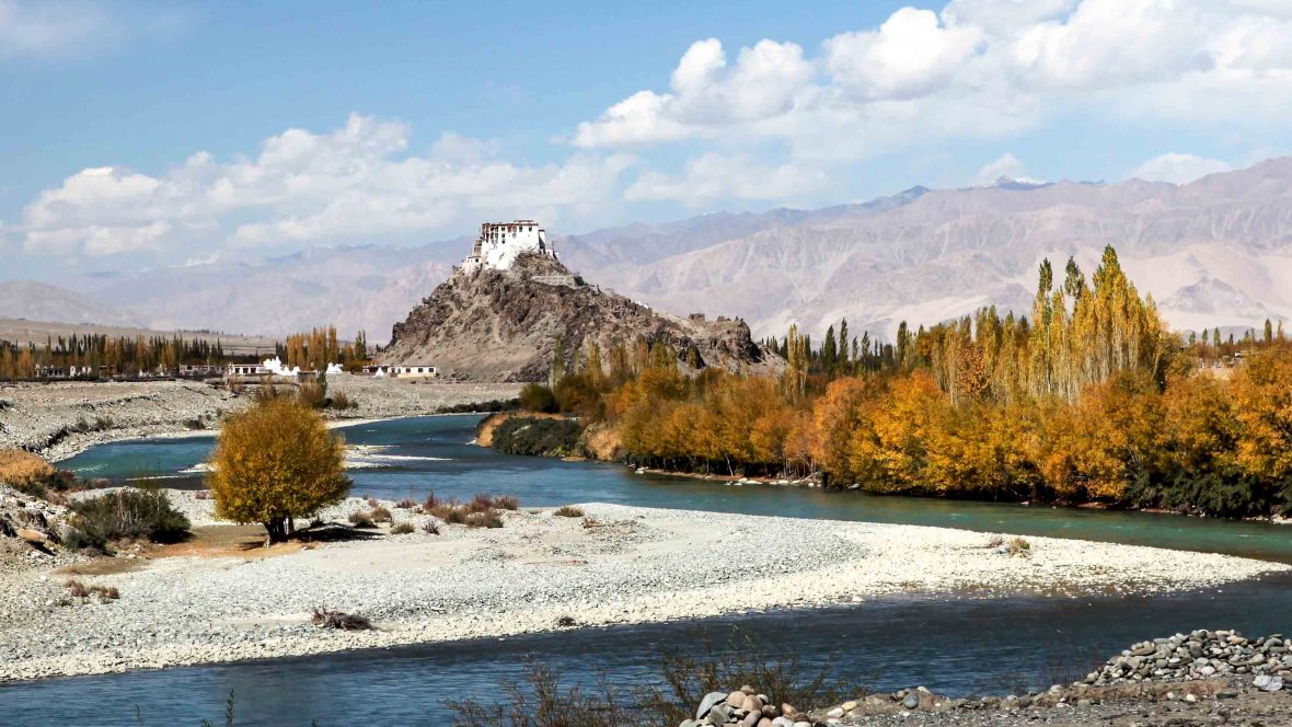 Borders, bicycles and big adventures along the Silk Road | Adventure.com