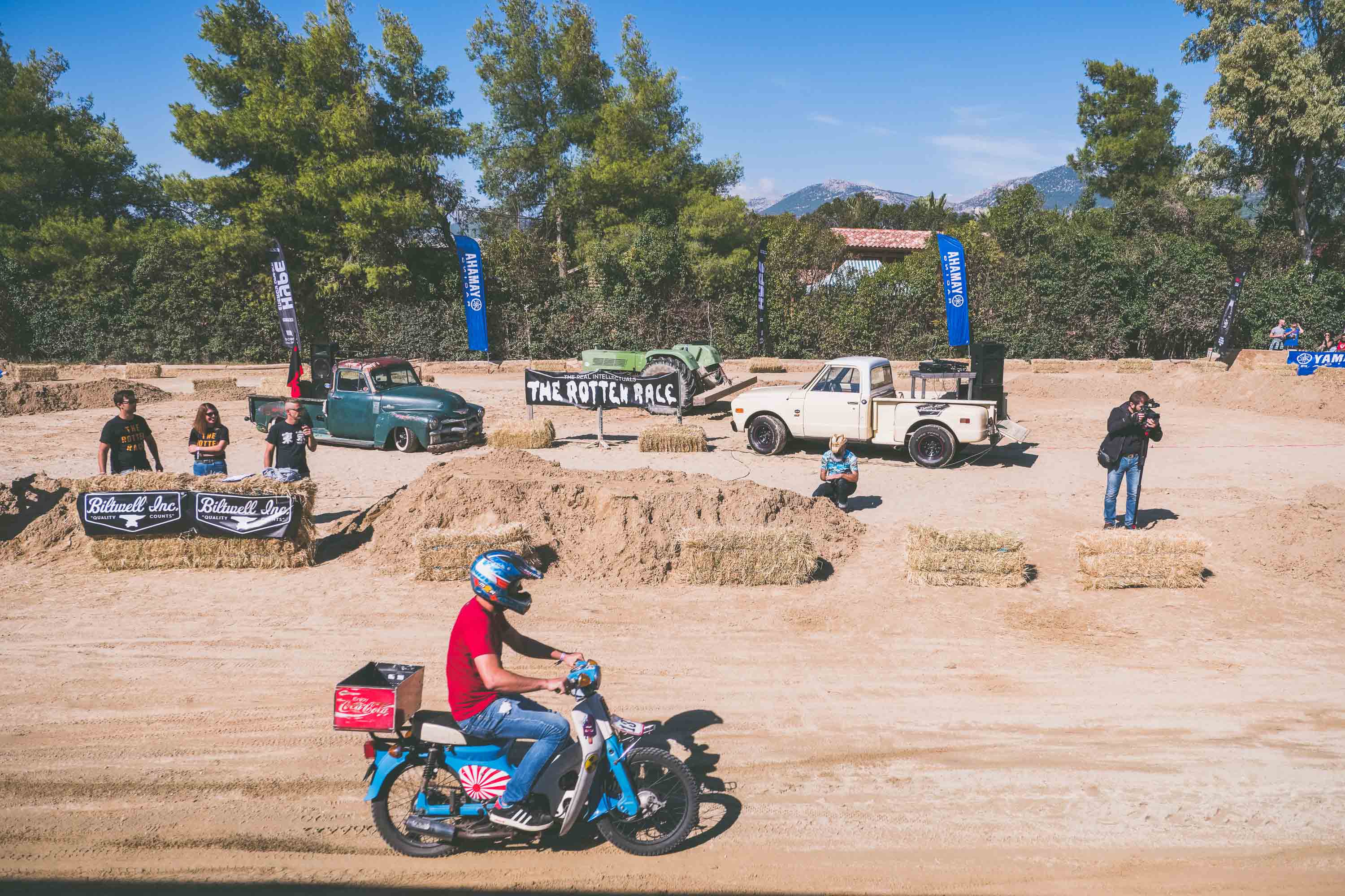 Welcome to Athens' bizarre, bombastic Rotten Race | Adventure.com