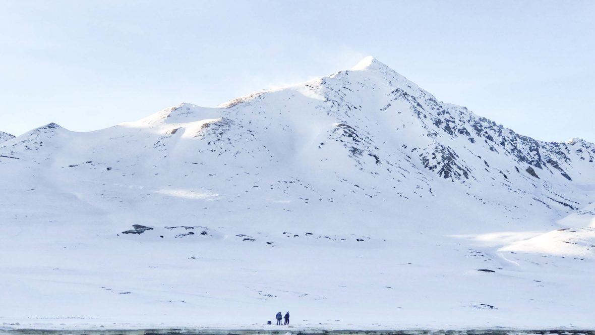 Extreme travel: The magnetic attraction of the two Poles | Adventure.com