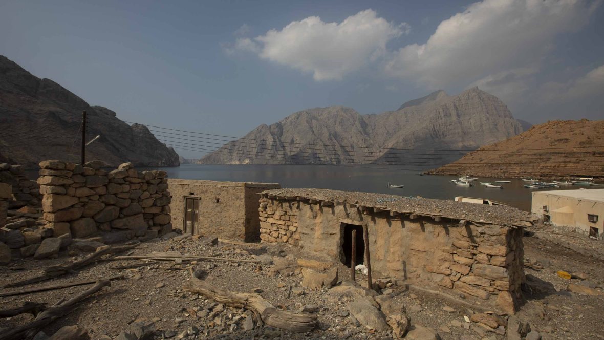 Paddling the Musandam Peninsula of Oman | Adventure.com