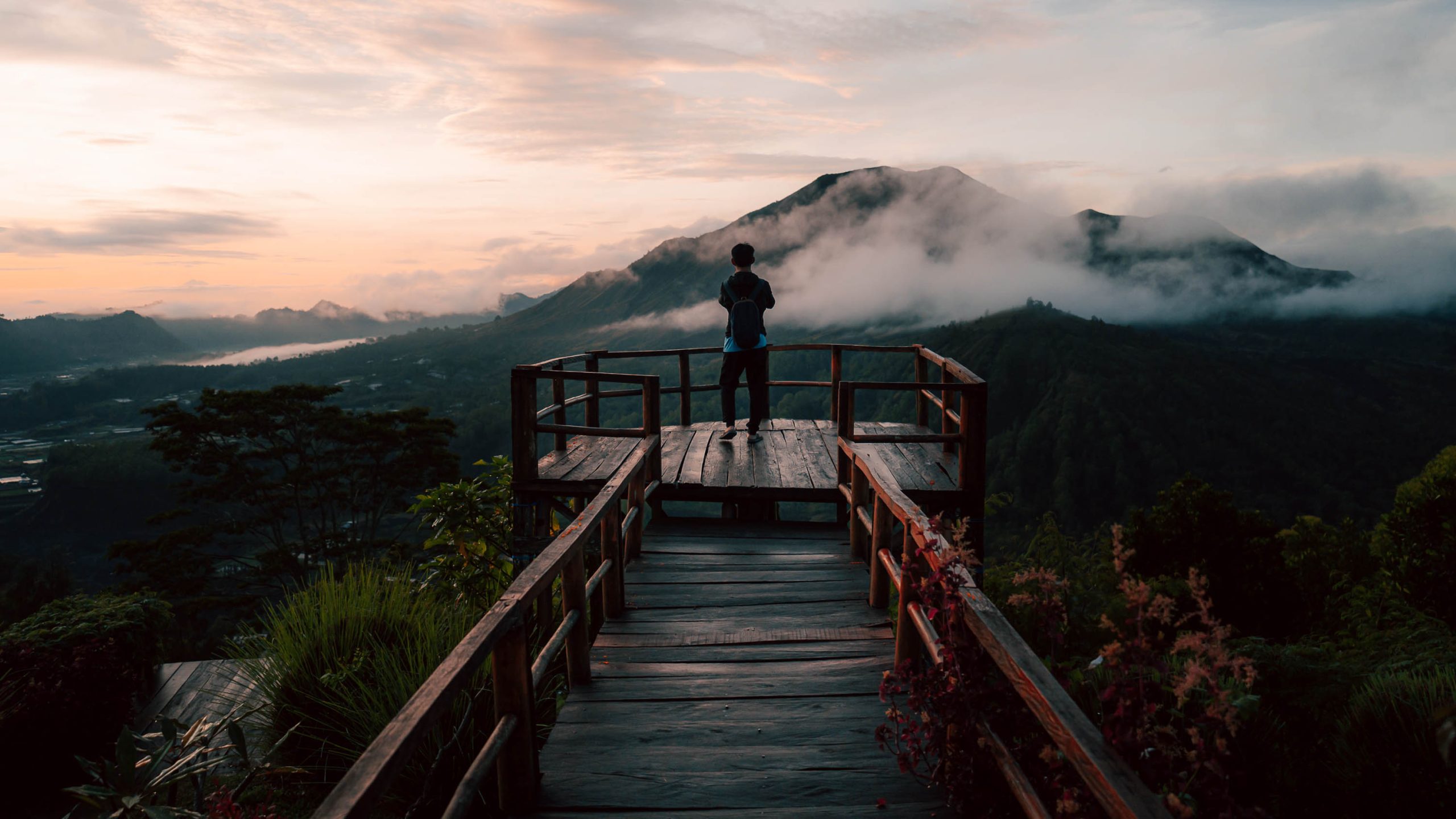 What's really going on with Bali's hiking ban? | Adventure.com