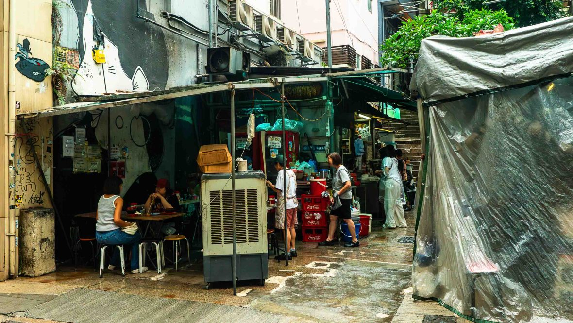 The future of Hong Kong’s dai pai dong stands? | Adventure.com